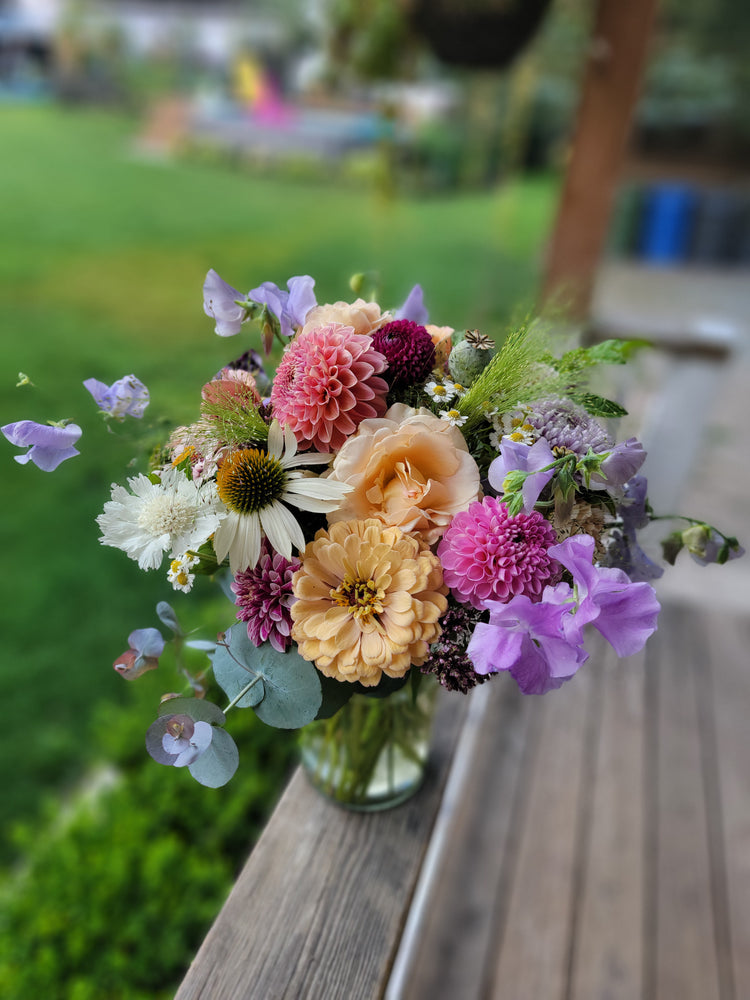WORKSHOPS – ROOKIE BLOOMS FLOWER FARM